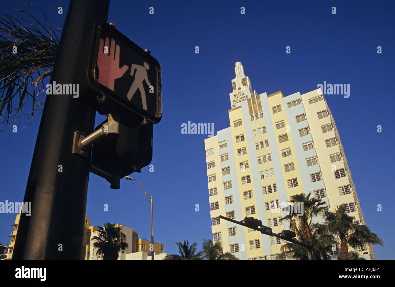 traffic lights collins avenue miami florida usa Stock Photo - Alamy