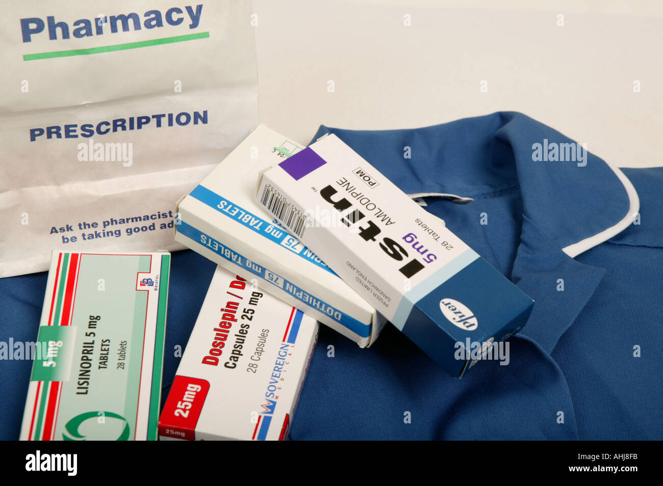 Boxed tablets hi-res stock photography and images - Alamy