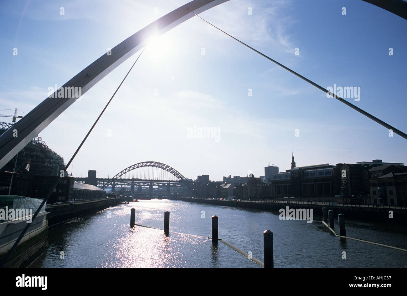 River tyne iconic landmarks hi-res stock photography and images - Alamy