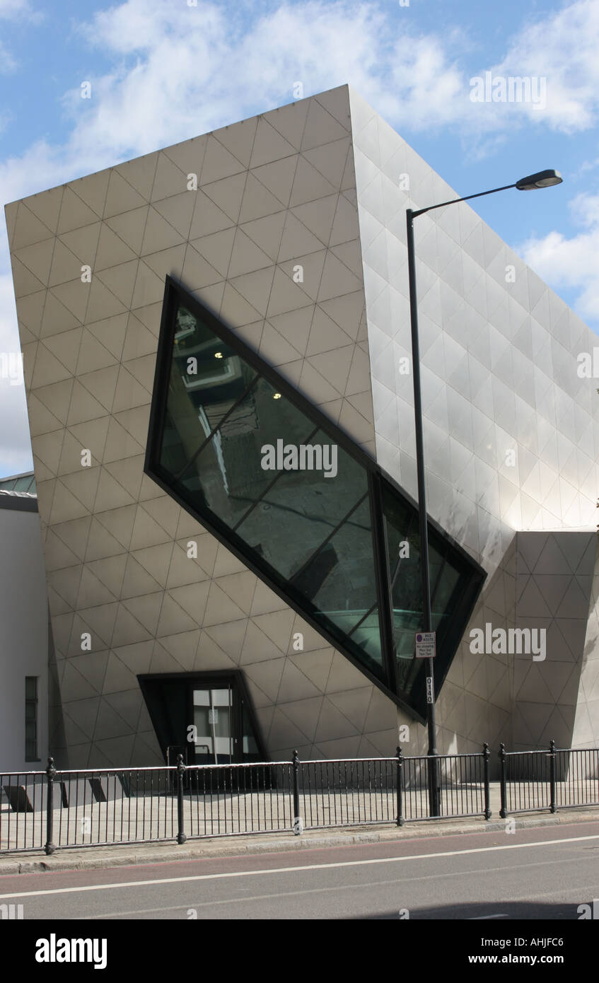 London metropolitan university post graduate hi-res stock photography ...