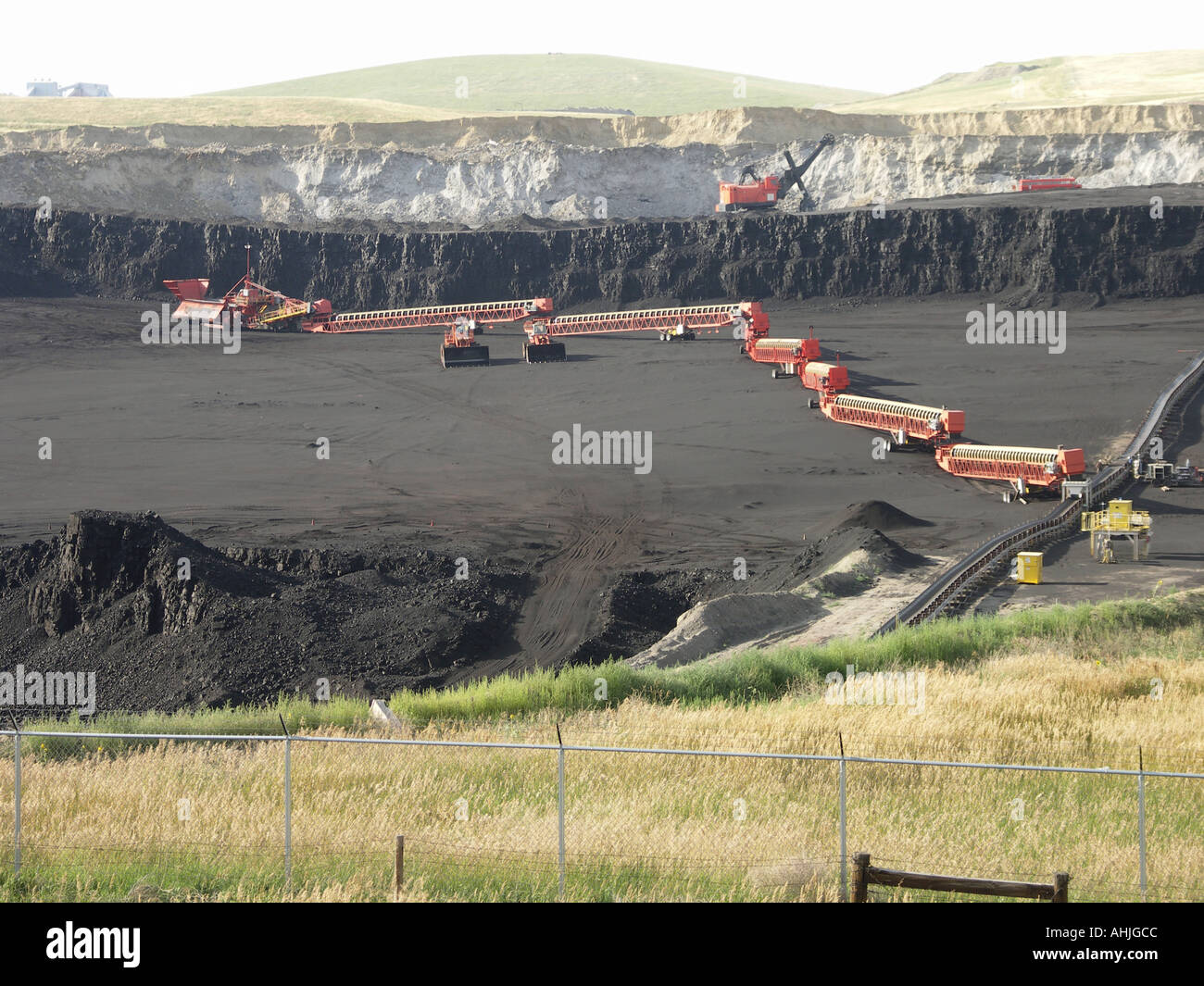 Open pit mining fields hi-res stock photography and images - Alamy