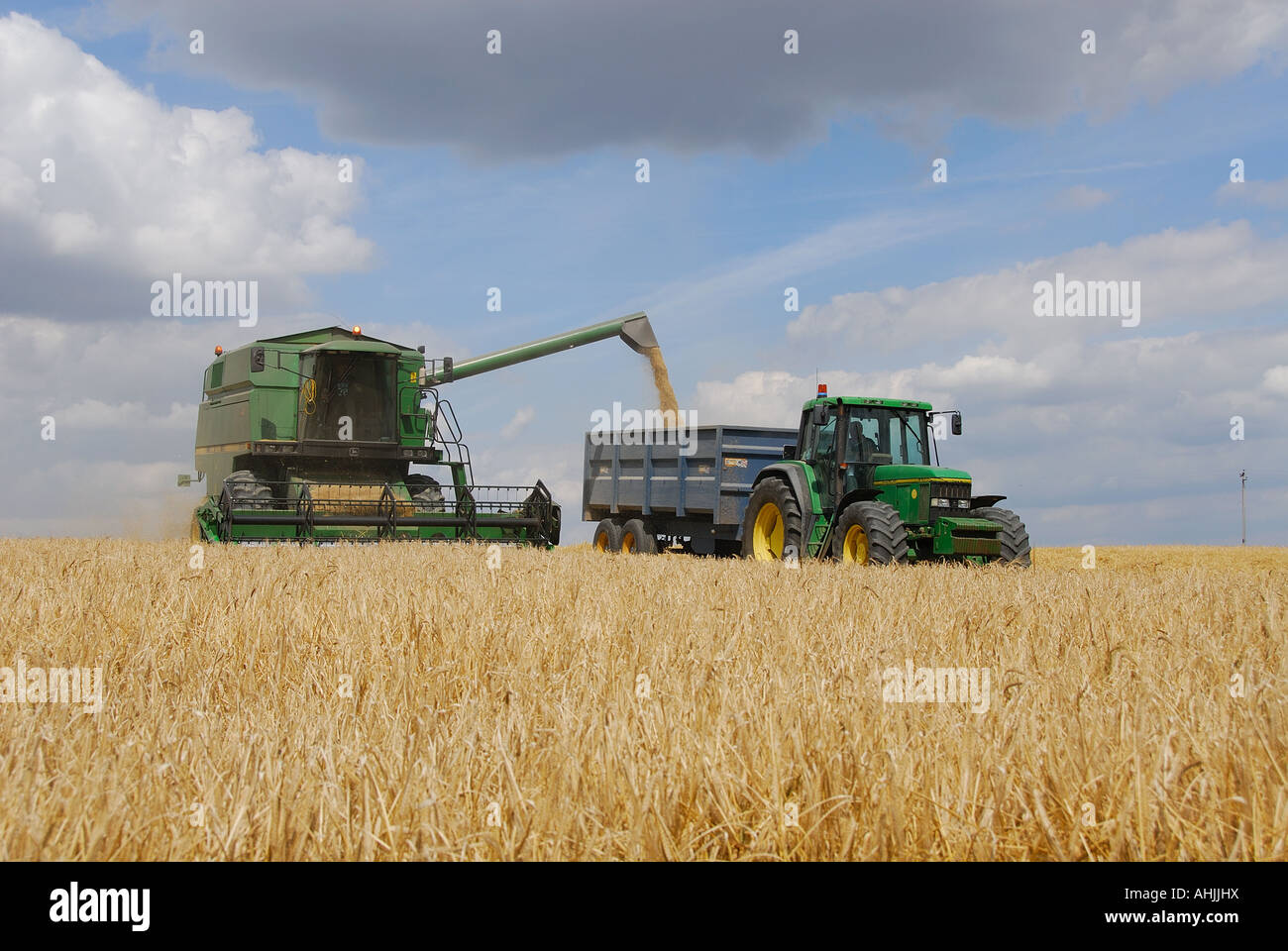 Barley tractor hi-res stock photography and images - Alamy