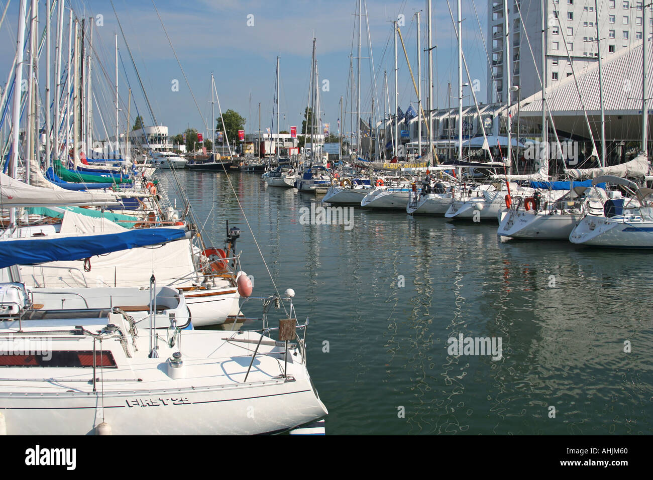 Harbour lorient hi-res stock photography and images - Alamy