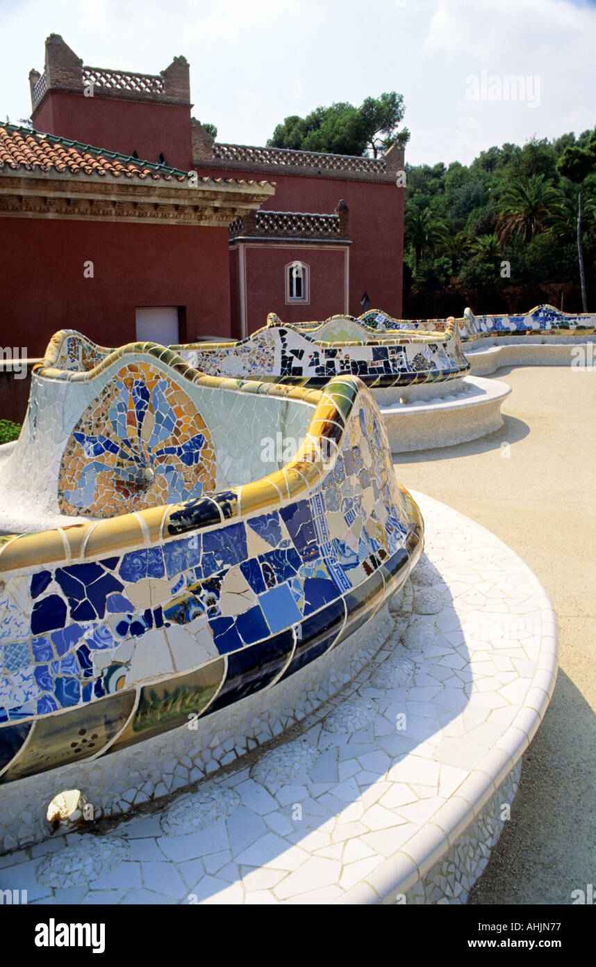 Wavy Mosaic Bench Sala Hipóstila at Parc Park Guell designed by Antoni ...