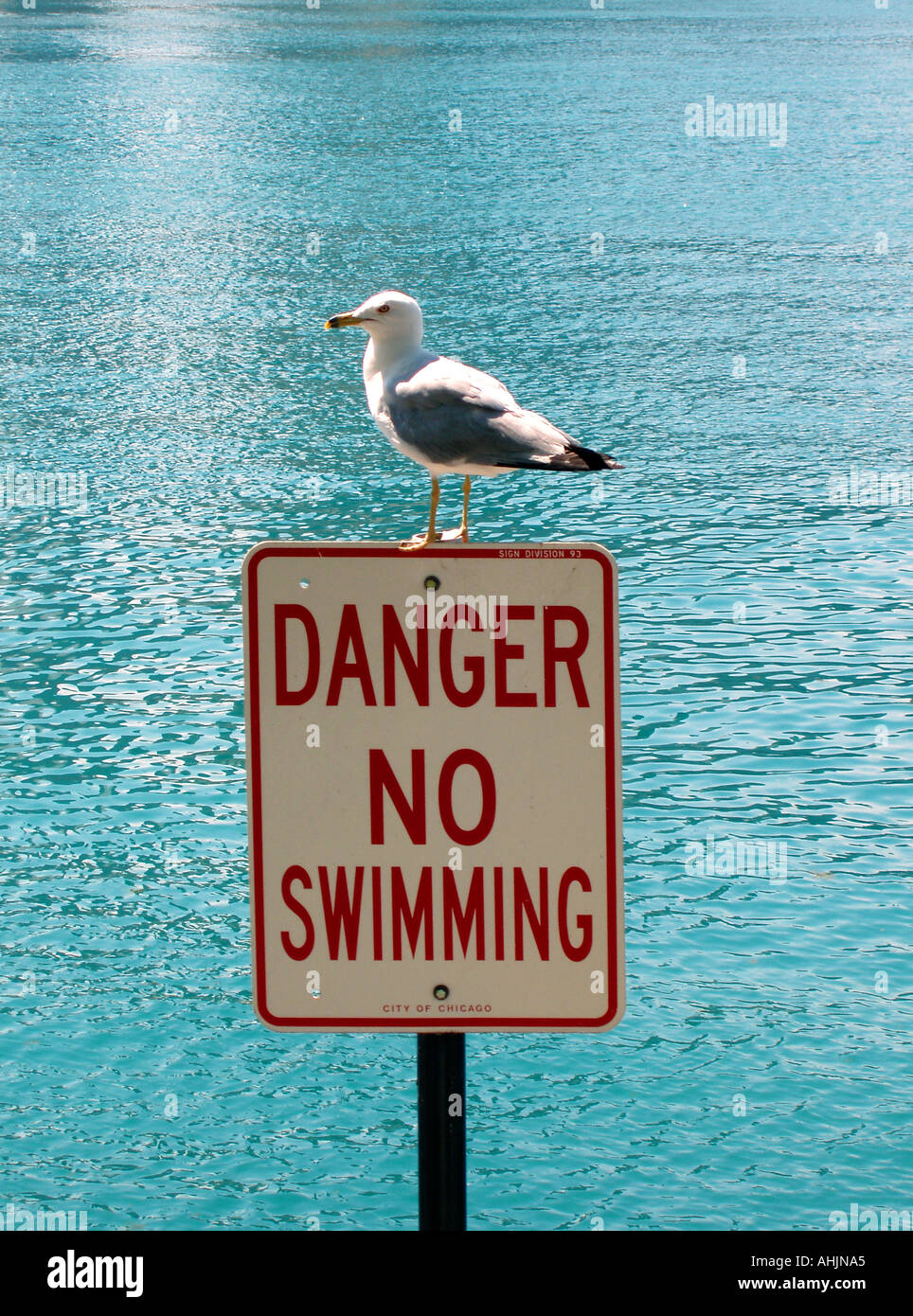 Danger sign ignore hi-res stock photography and images - Alamy