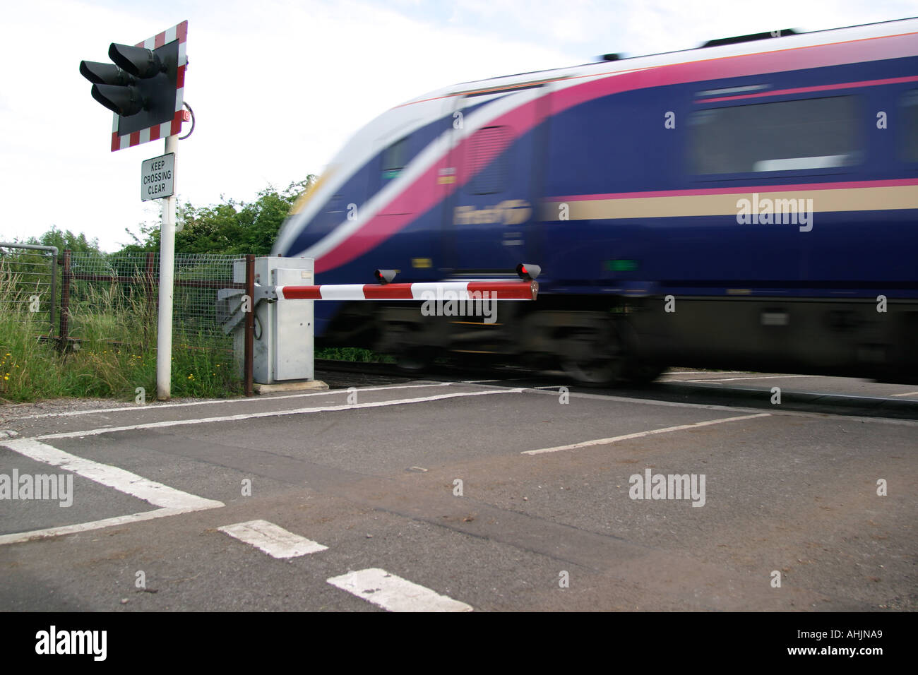 Train Level Crossing Wiltshire England Summer 2005 Stock Photo - Alamy