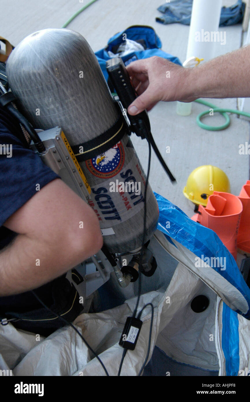 P27 099 HazMat, Skull Mic System Radio MR Stock Photo - Alamy