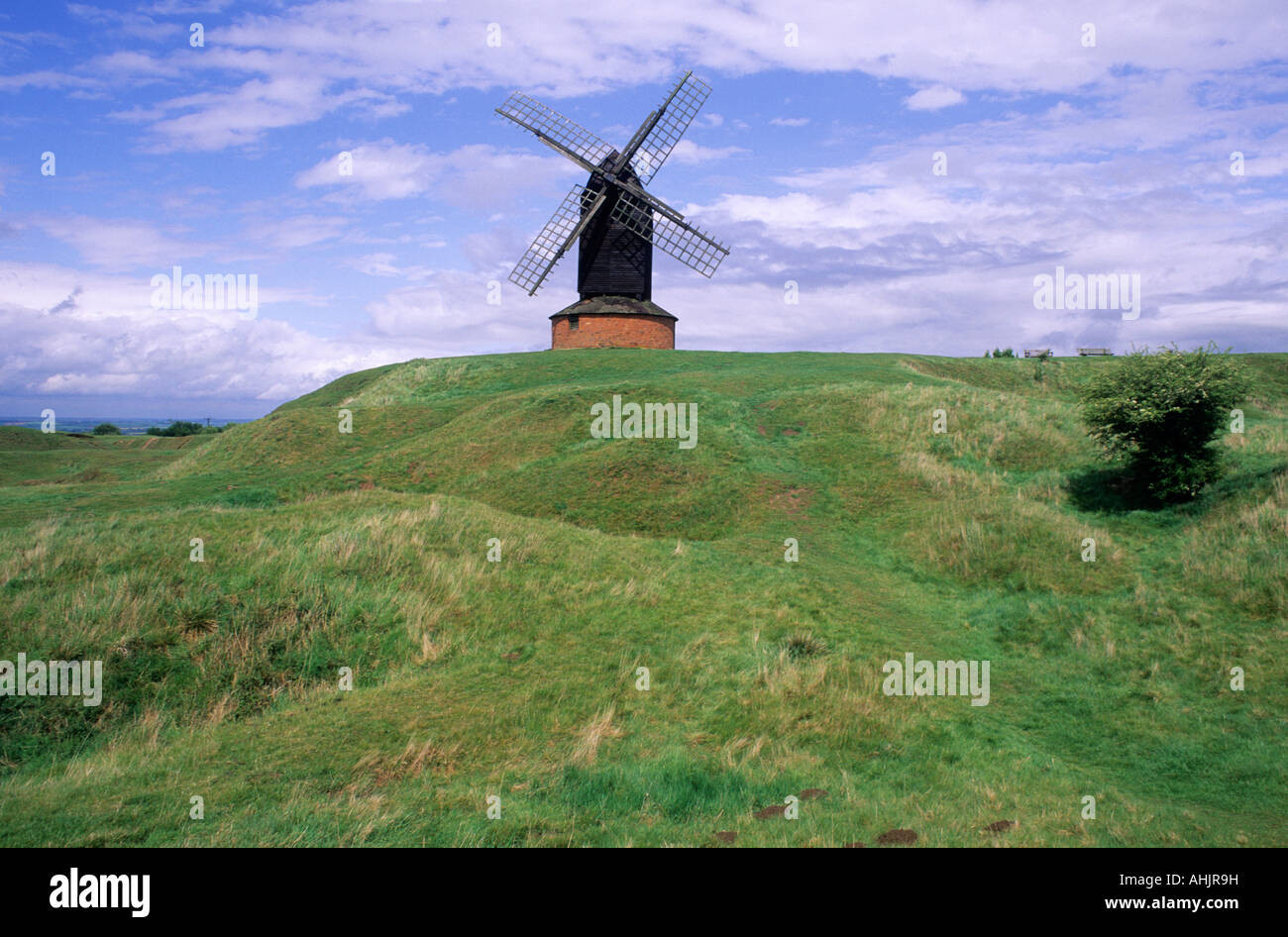 Brill Buckinghamshire 17th century post windmill Stock Photo - Alamy
