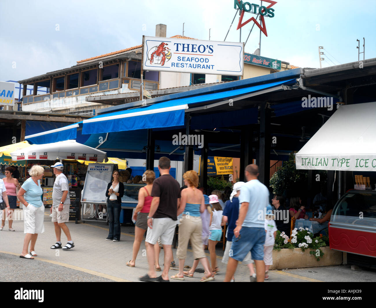 Seafood restaurant cyprus hi-res stock photography and images - Alamy