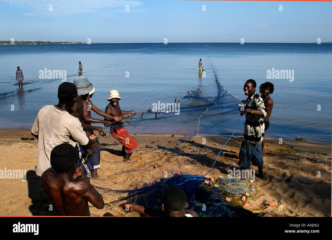 Tanzania Lake Victoria Fishing fish men fishery Stock Photo - Alamy