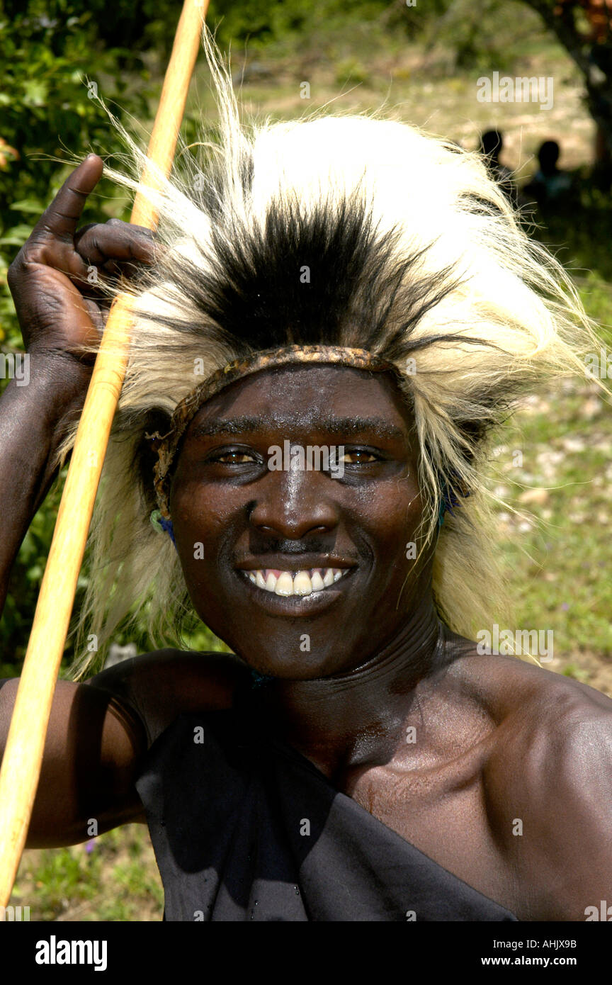 African warrior hi-res stock photography and images - Alamy