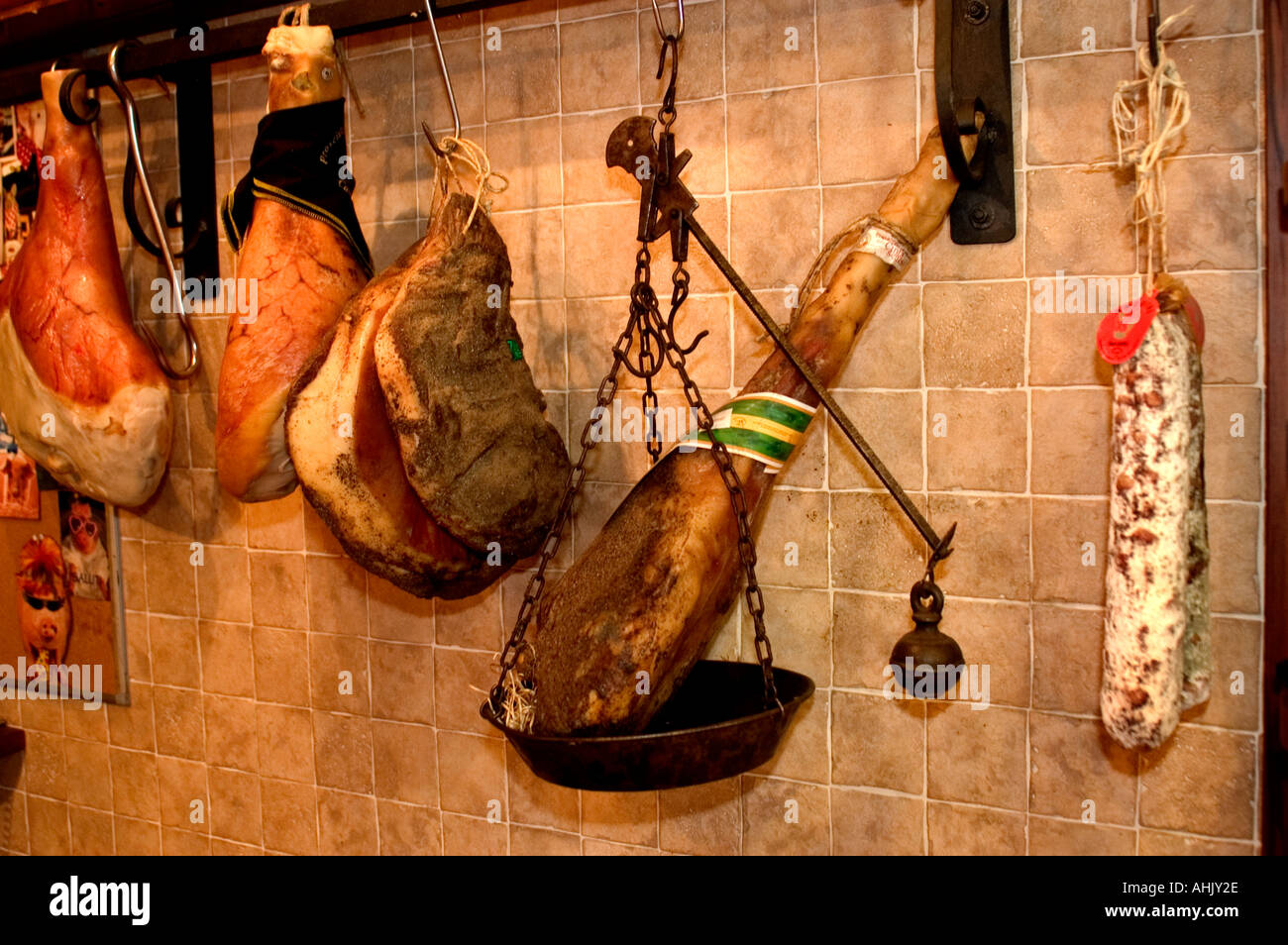 Butcher butchers grocer grocers hi-res stock photography and images - Alamy