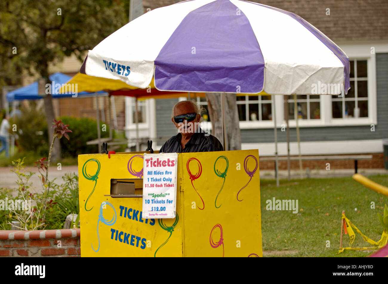 Mobile Ticket Booth High Resolution Stock Photography and Images - Alamy