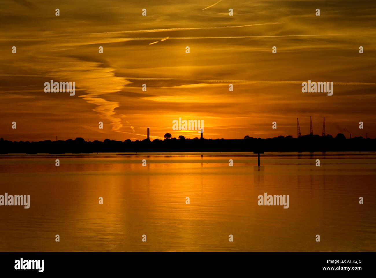 Sunset portsmouth harbour hi-res stock photography and images - Alamy