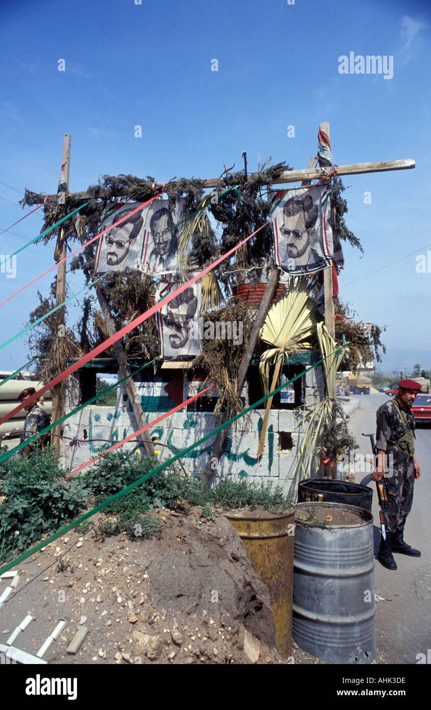 Syria lebanon checkpoint hi-res stock photography and images - Alamy