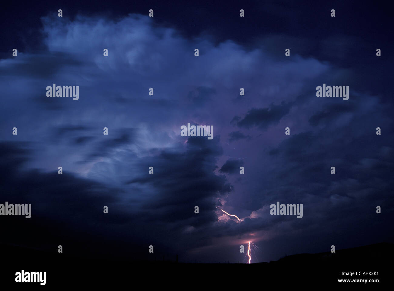 USA Nebraska Scotts Bluff Lightning from massive cumulonimbus supercell ...