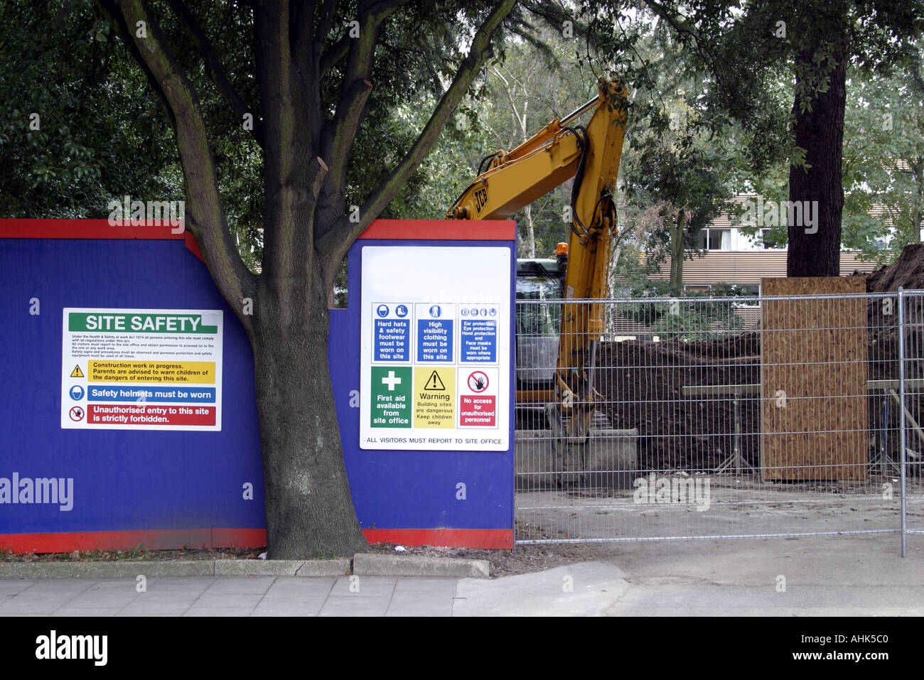 Site Safety Notices Stock Photo Alamy