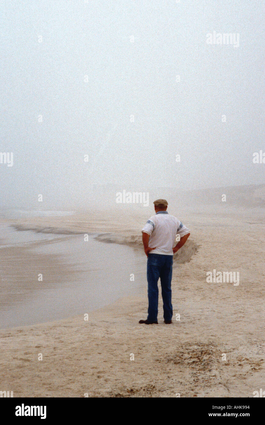 Mesmerized man hi-res stock photography and images - Alamy