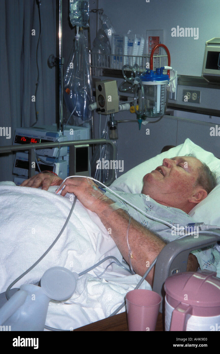 Coronary care unit hi-res stock photography and images - Alamy