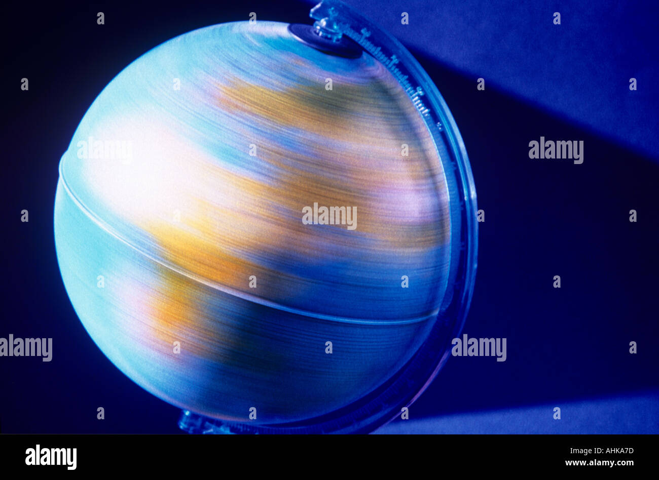 Spinning map hi-res stock photography and images - Alamy