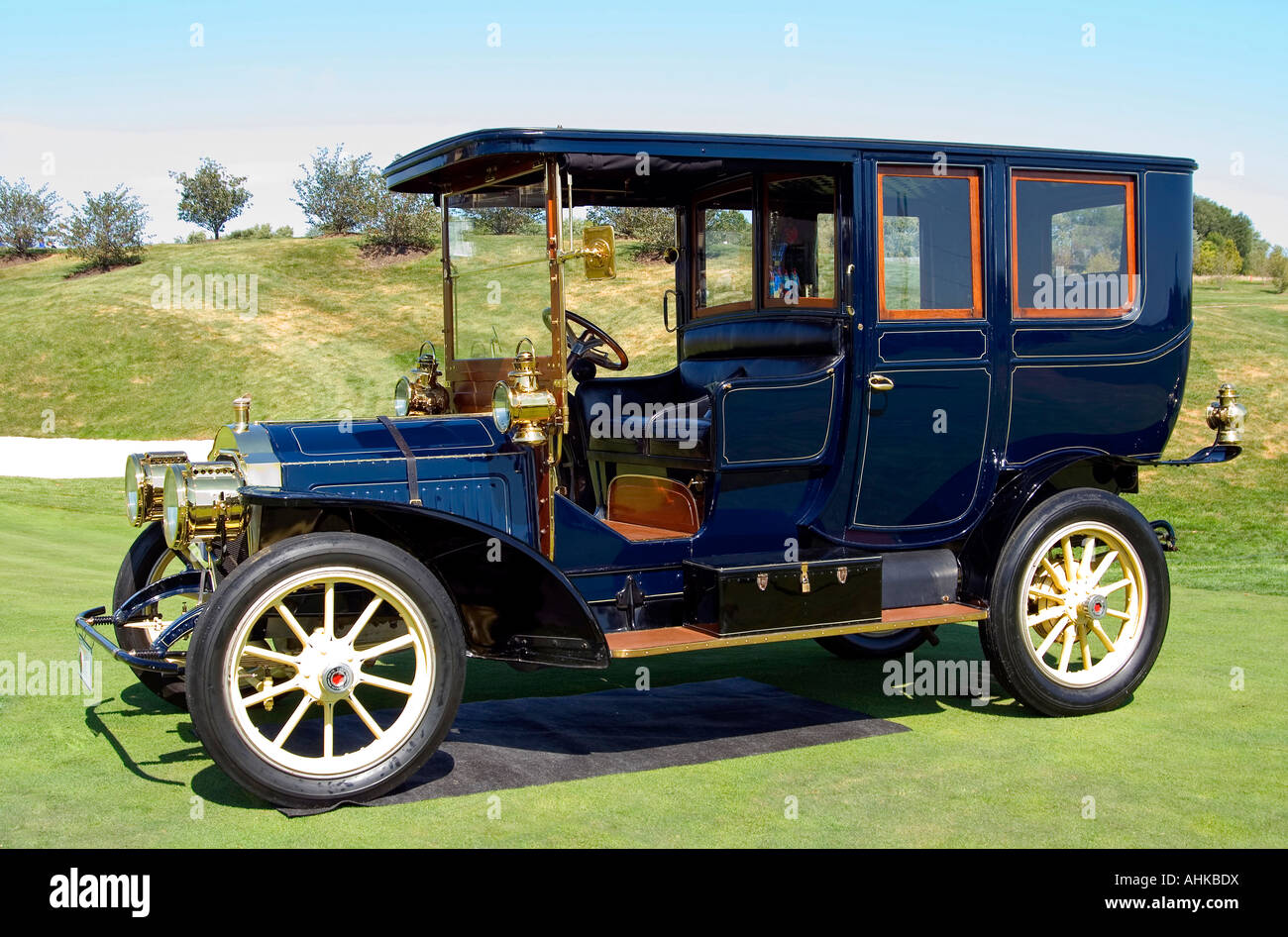 Packard taxi cab hi-res stock photography and images - Alamy