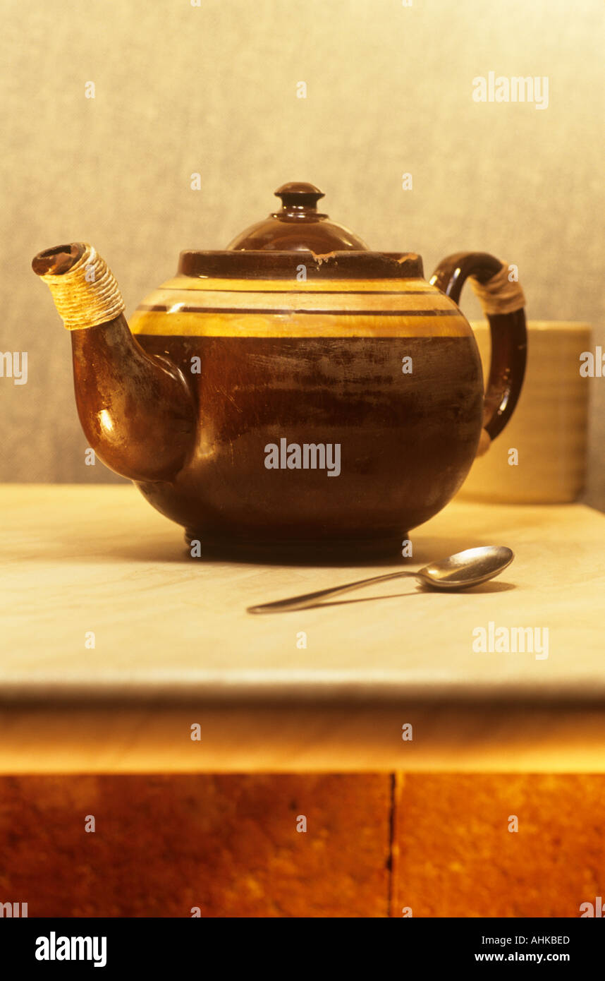 Well worn teapot hi-res stock photography and images - Alamy