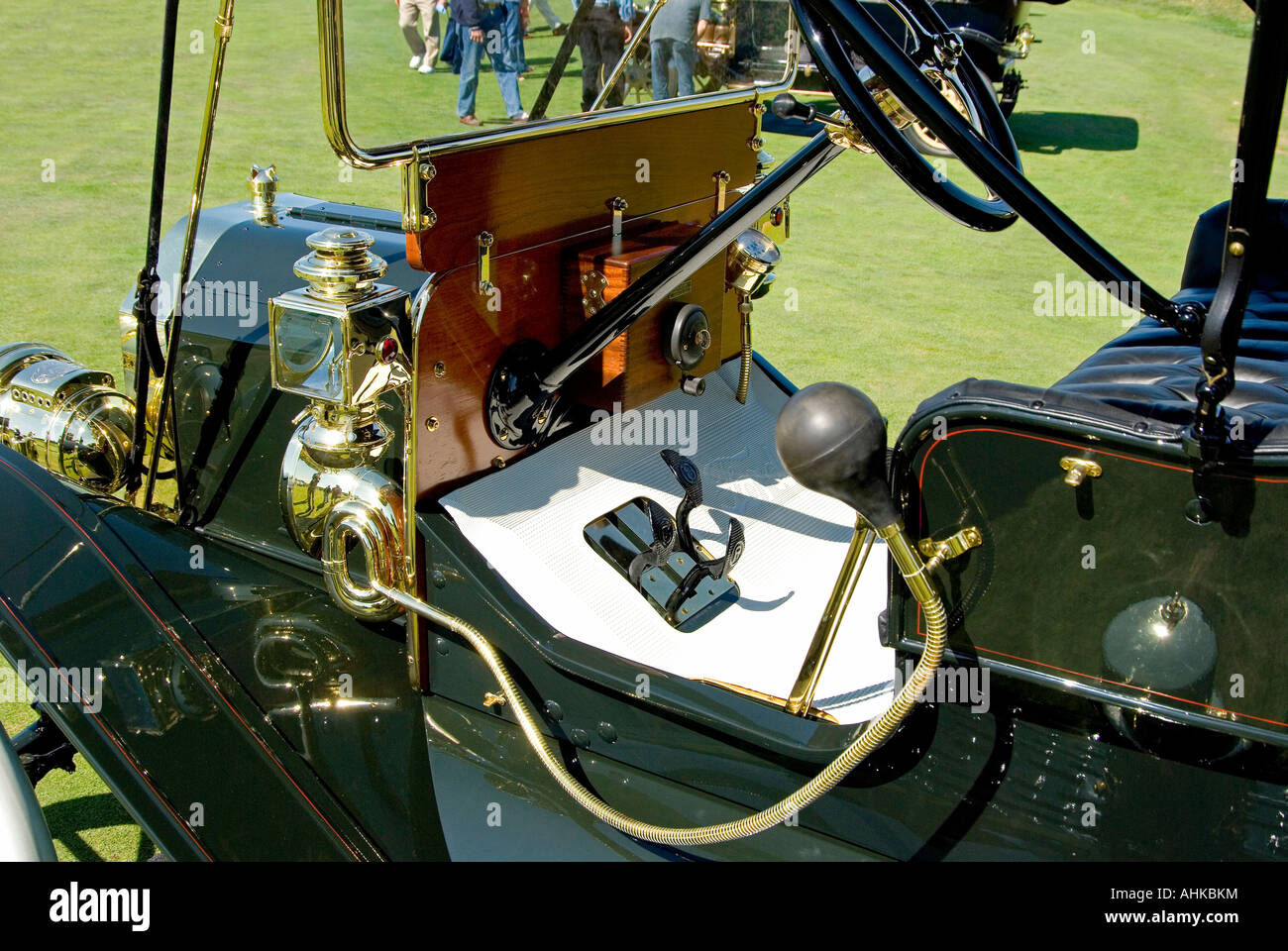 Ford model t assembly line hi-res stock photography and images - Alamy