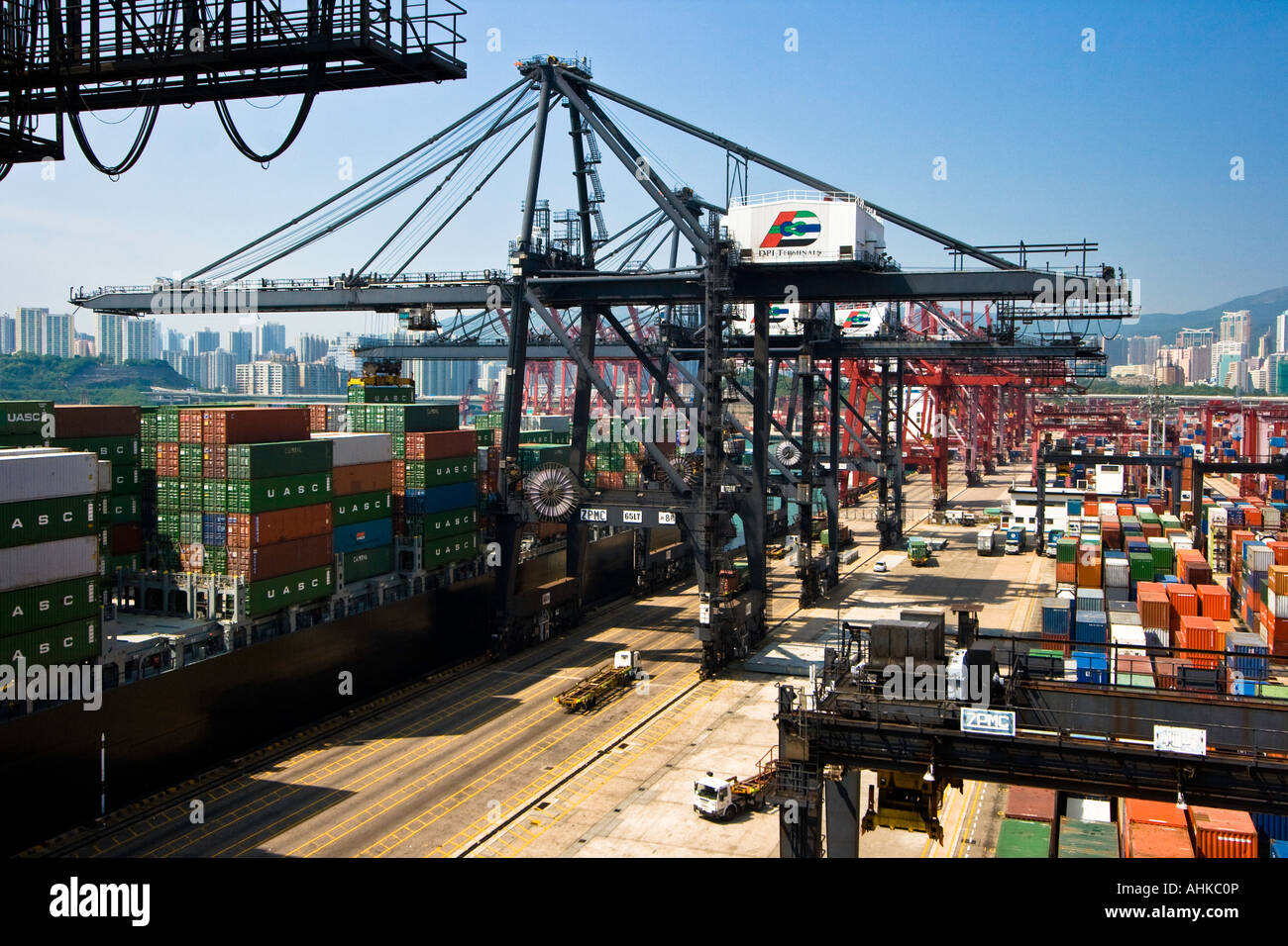 Shipping Containers Modern Terminals Hong Kong Docks Stock Photo - Alamy