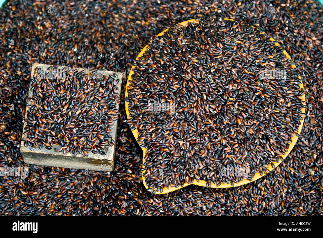 Long grain rice hi-res stock photography and images - Alamy