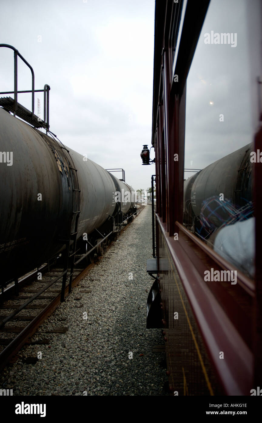 Moving trains in opposite directions Stock Photo - Alamy