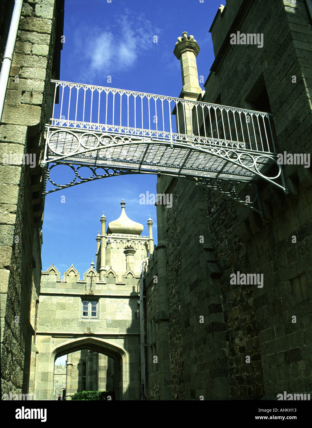 Vorontsov palace Alupka Crimea Ukraine Stock Photo - Alamy