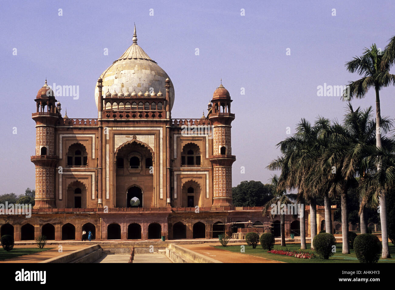 Safdarjung's Tomb (1754), Delhi, India Stock Photo - Alamy