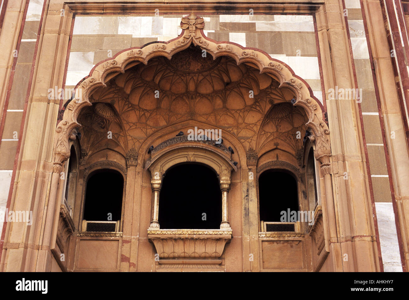 Detail of Safdarjung's Tomb (1754), Delhi, India Stock Photo - Alamy