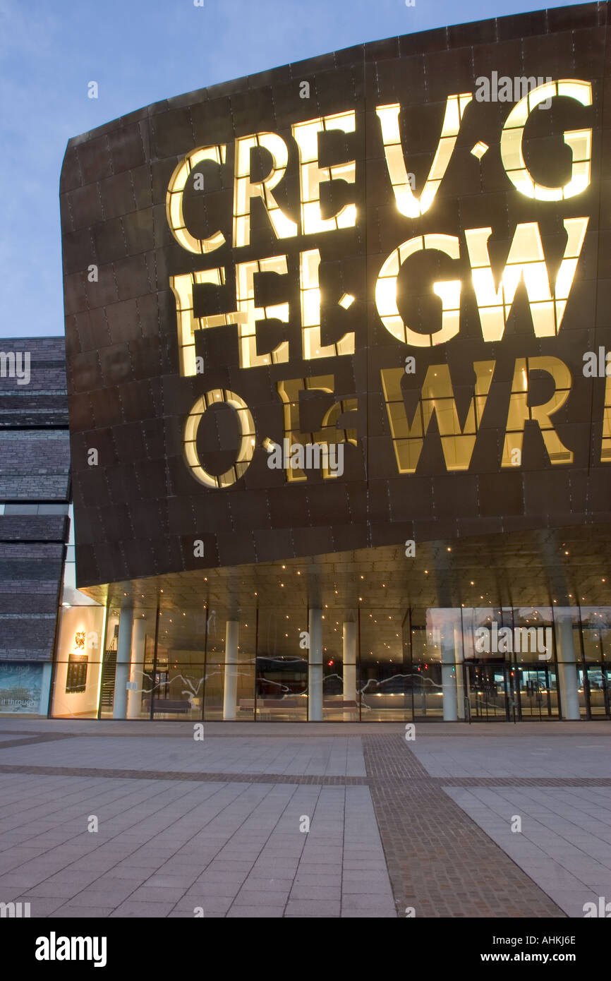 New cardiff bay opera house hi-res stock photography and images - Alamy