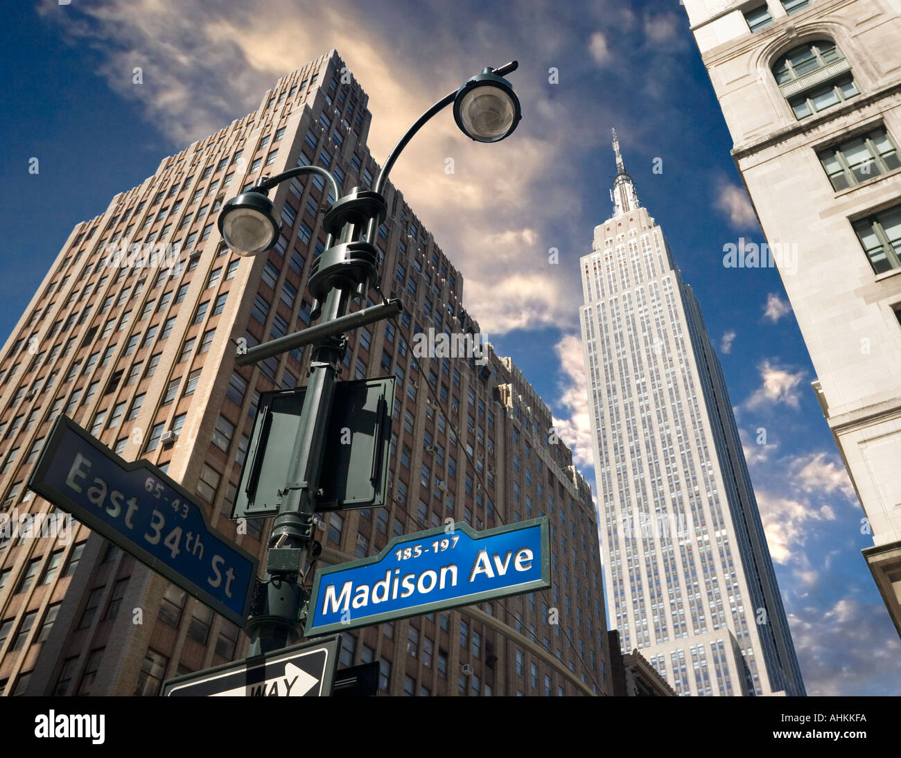 Madison avenue nyc hi-res stock photography and images - Alamy