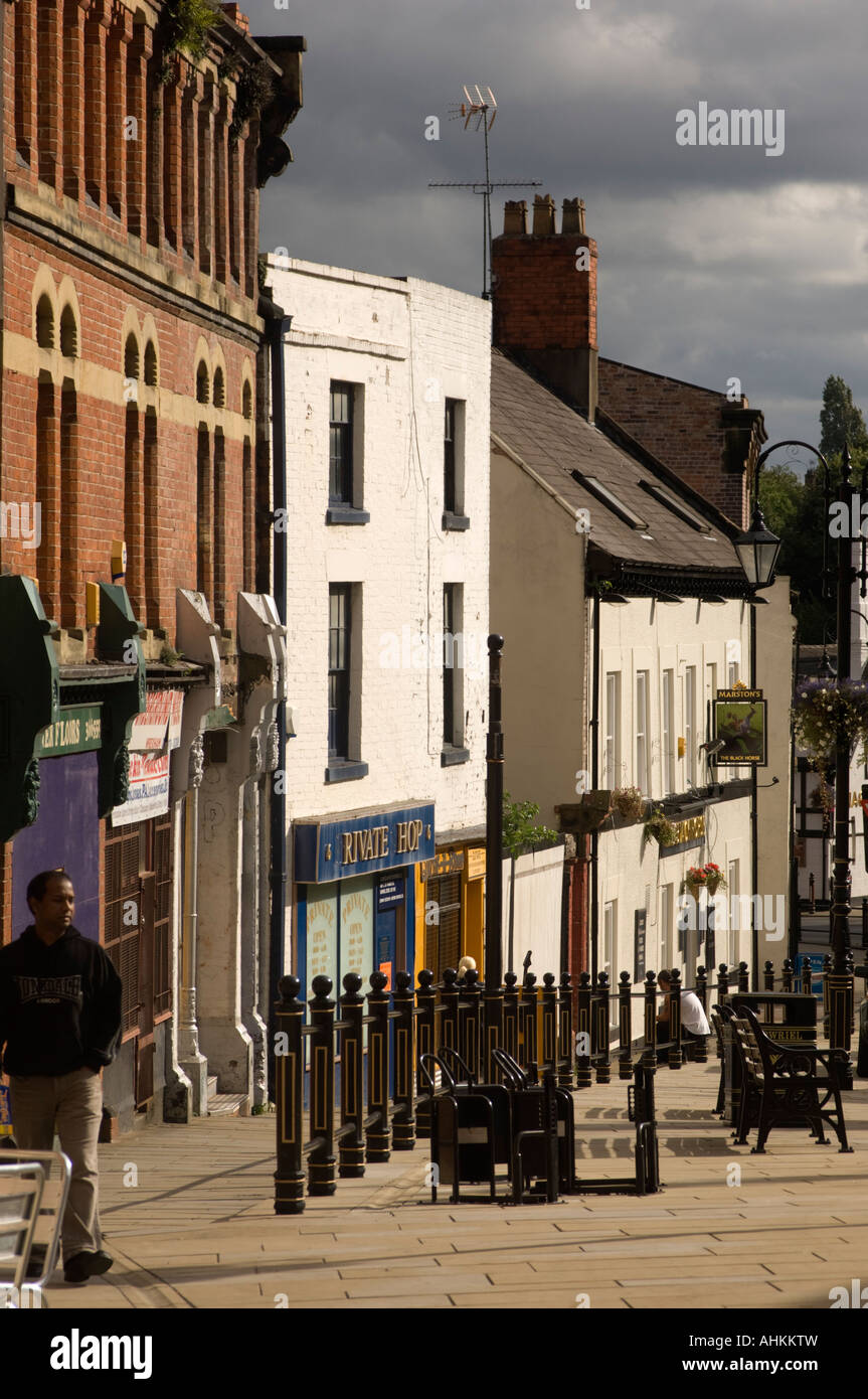 Wrexham town centre hi-res stock photography and images - Alamy