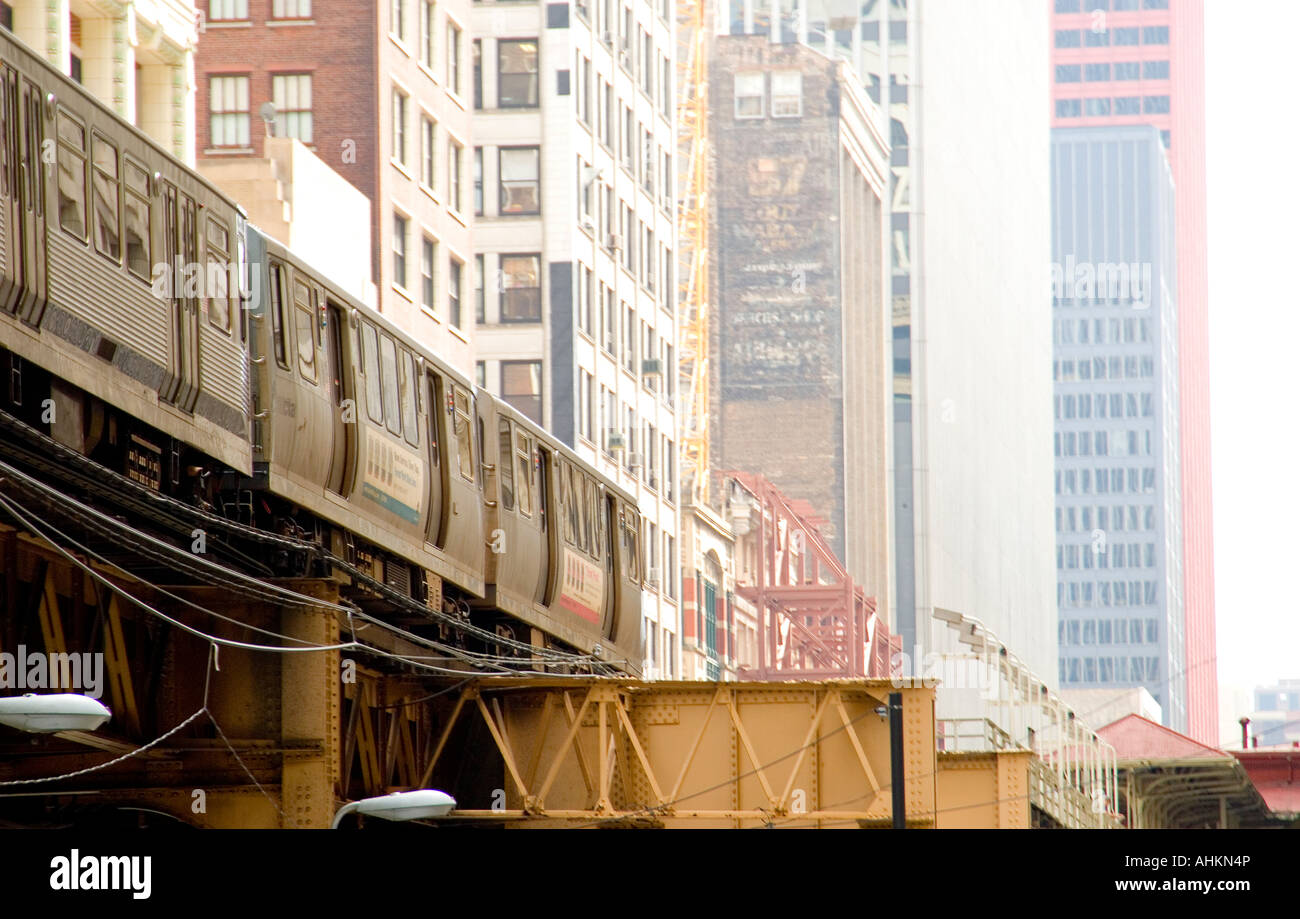 Chicago Elevated Rail Train or "L Stock Photo - Alamy