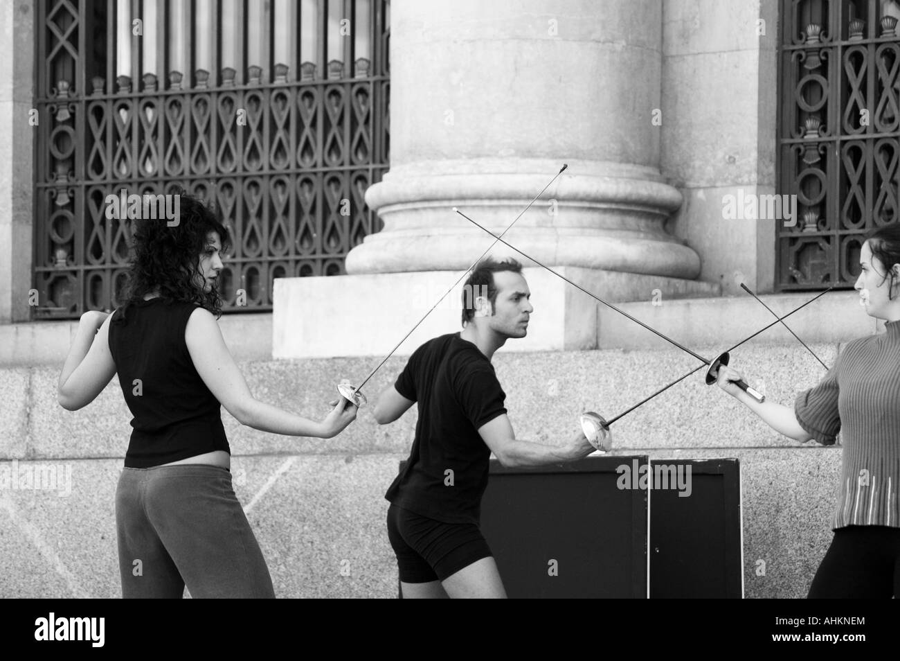 Girls fight clothes hi-res stock photography and images - Alamy