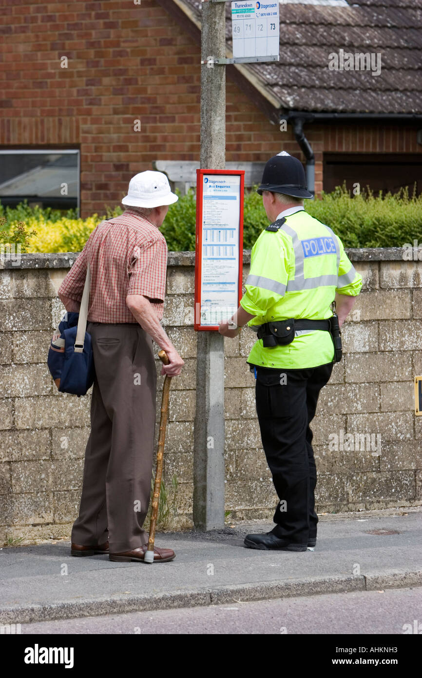 Helpy hi-res stock photography and images - Alamy