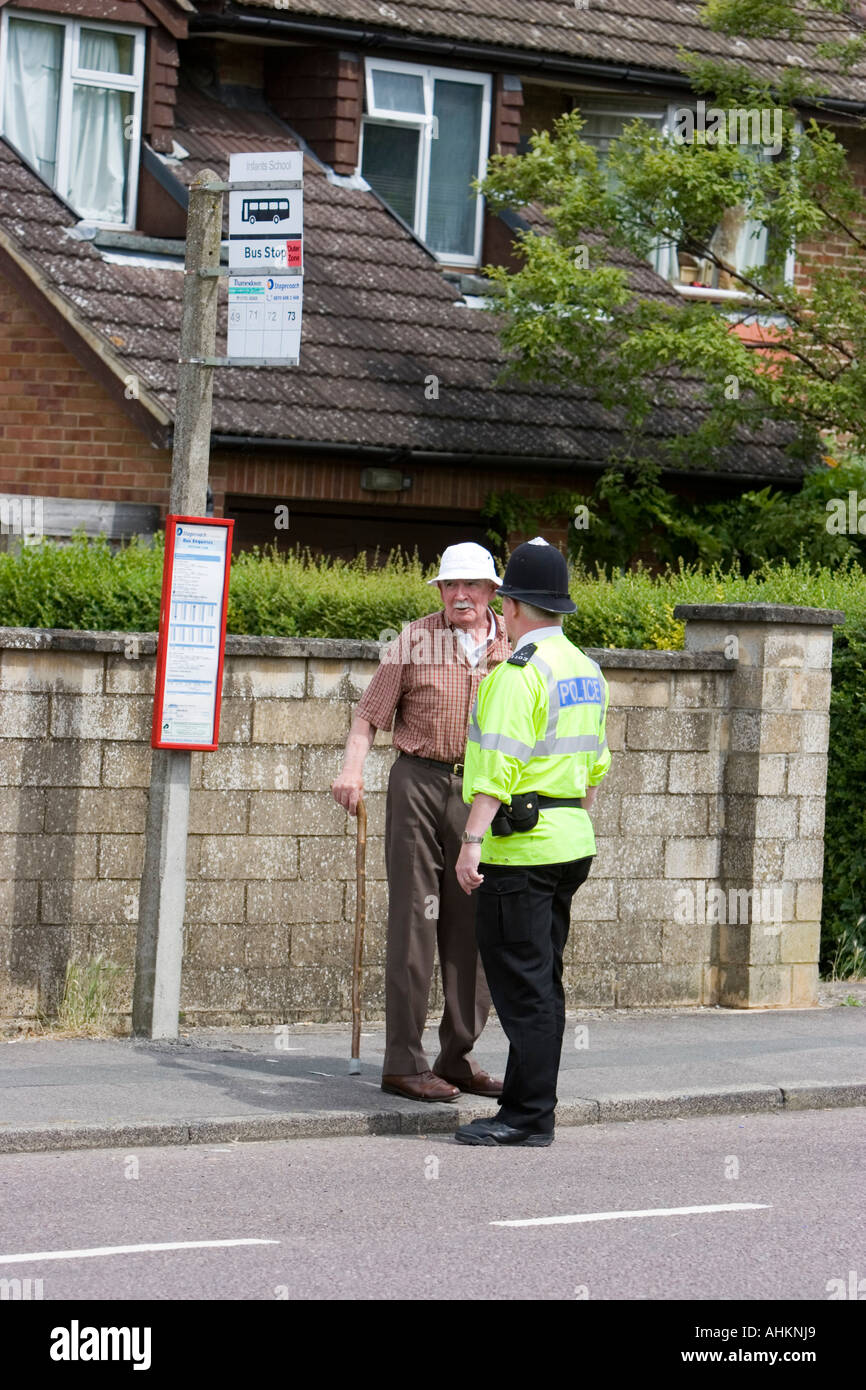 Helping elderly bus hi-res stock photography and images - Alamy