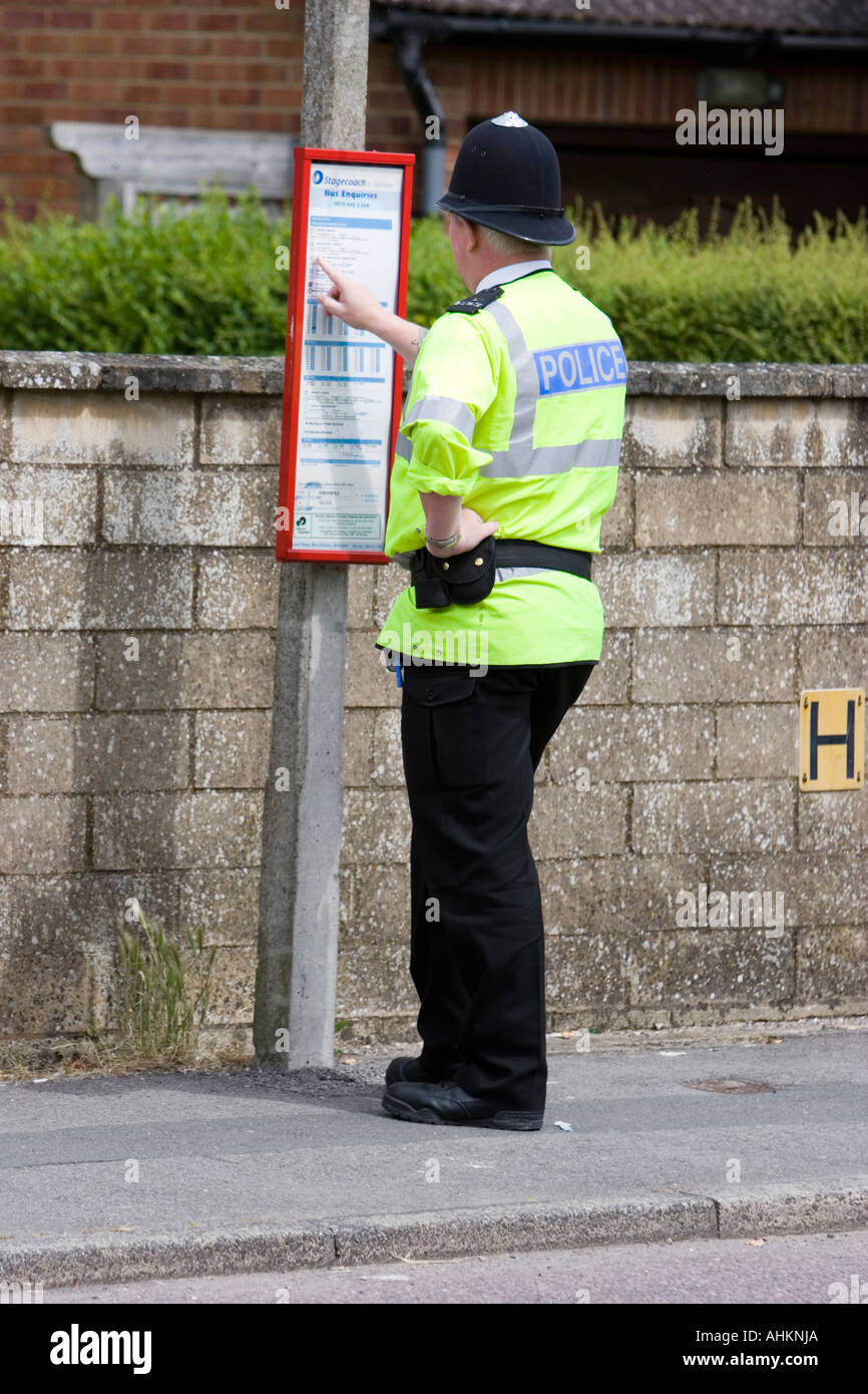 British transport police reading hi-res stock photography and images ...
