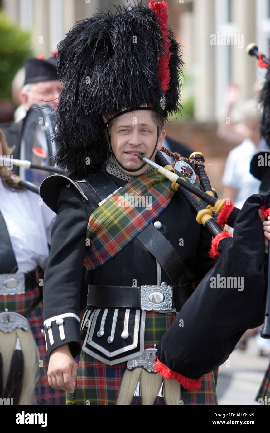 Scottish marching band in the carnival parade Stock Photo - Alamy
