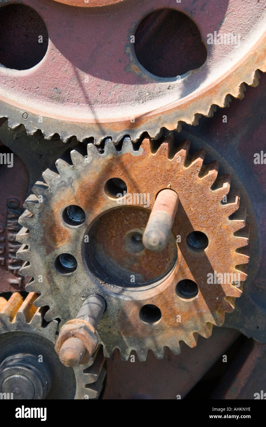 Cogs and gears part of rusty old engine Stock Photo - Alamy