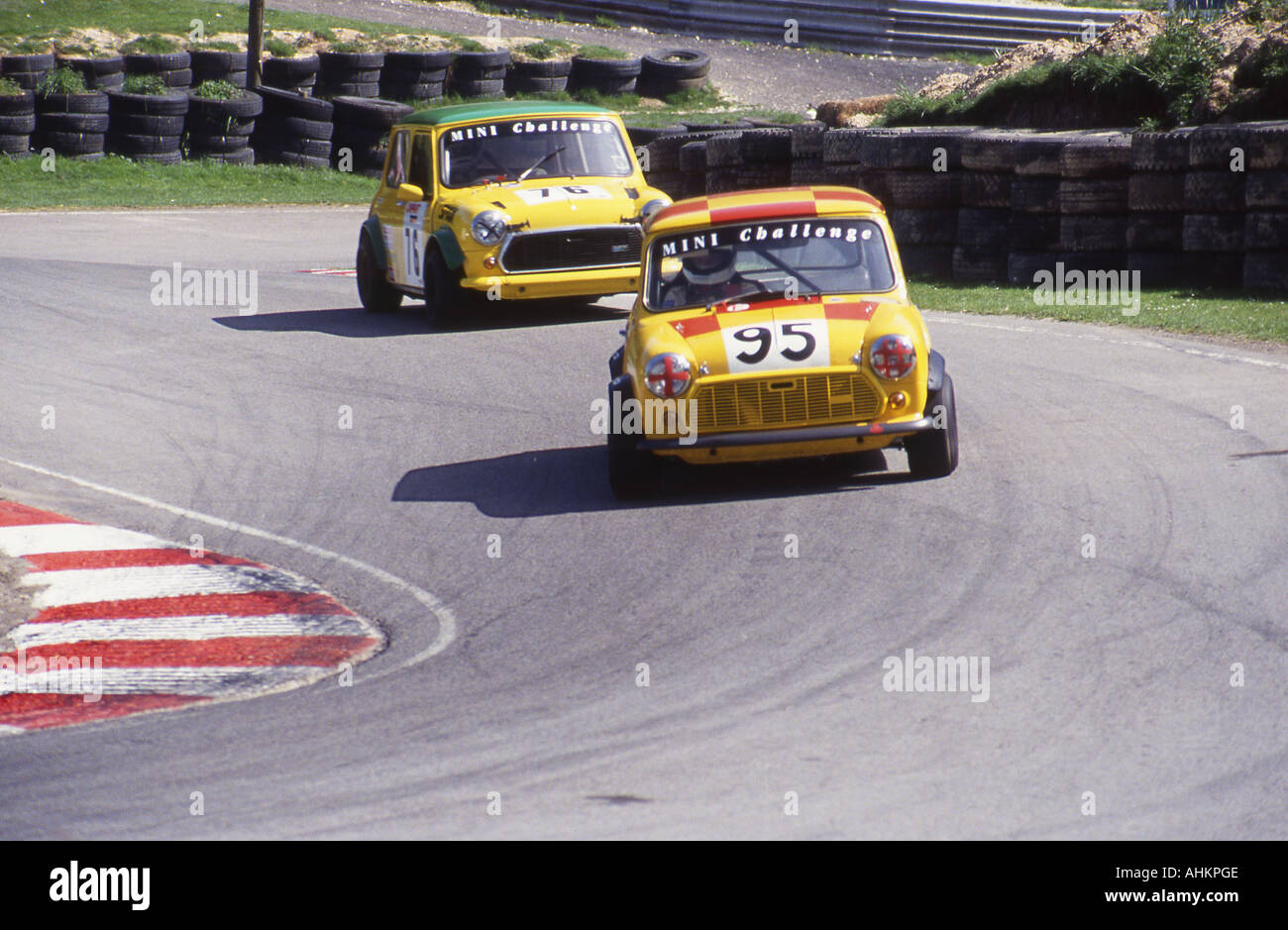 Mini cars racing at Cadwell Park, Lincolnshire Stock Photo - Alamy