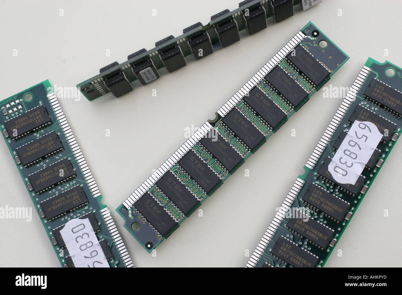EDO SIMM memory modules for computer Stock Photo - Alamy