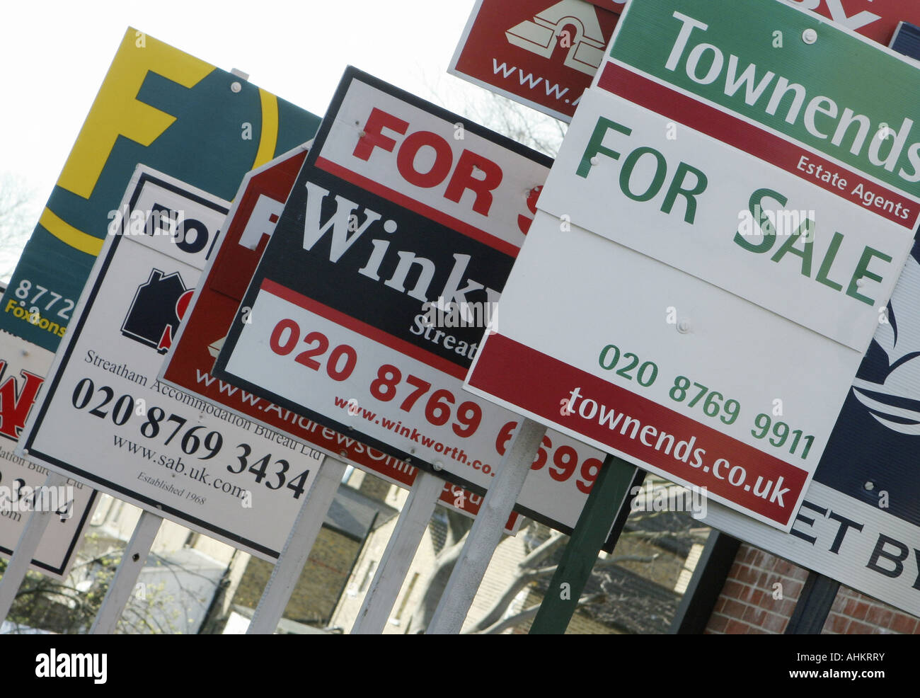 Estate Agents signs Stock Photo - Alamy
