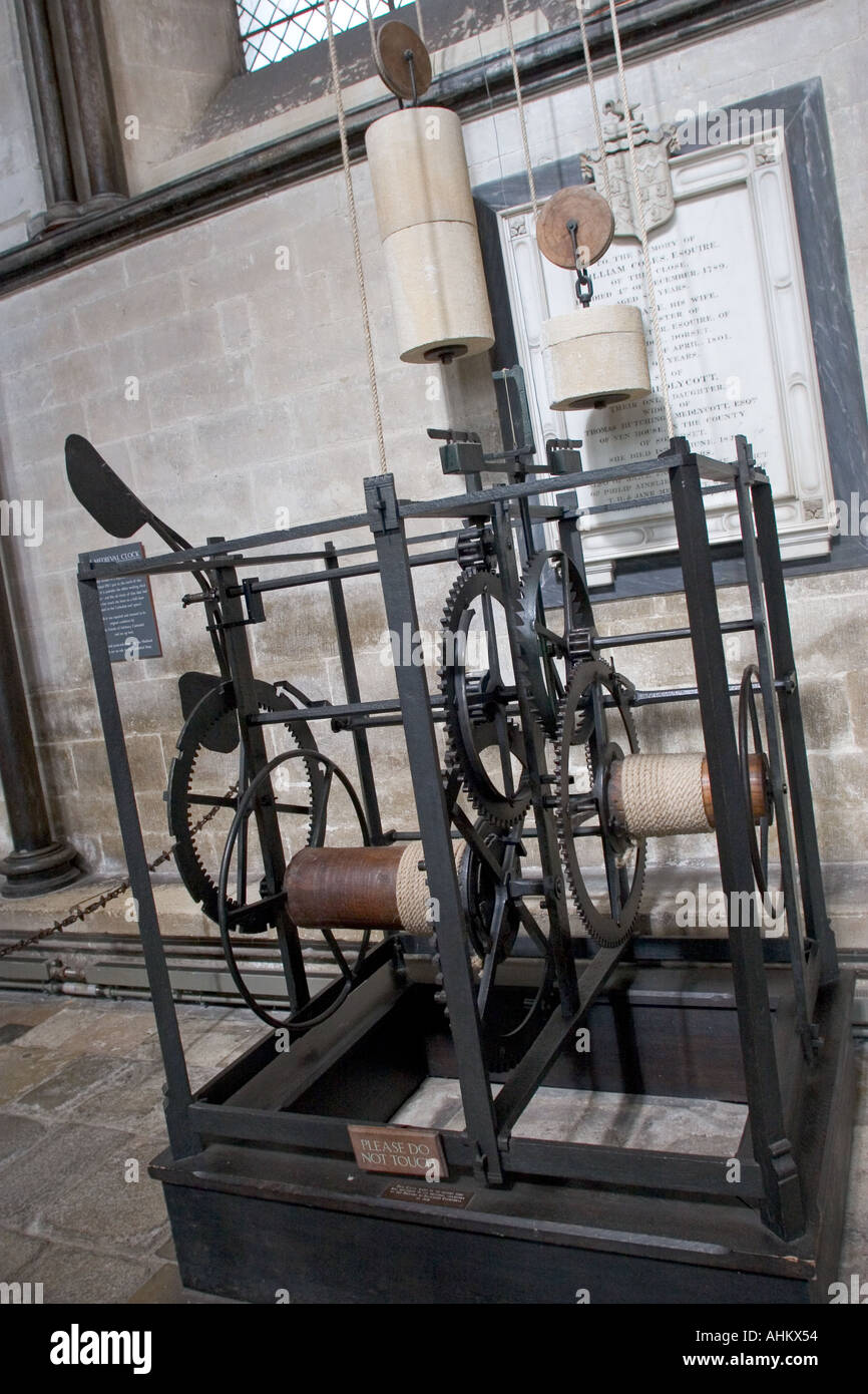 Salisbury cathedral clock hi-res stock photography and images - Alamy