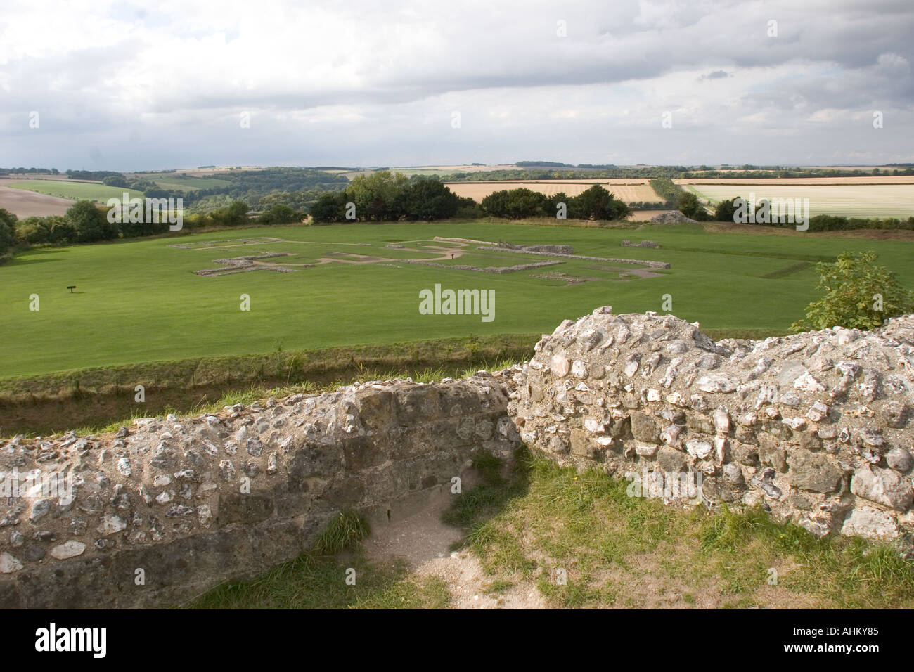 Castle ruins salisbury hi-res stock photography and images - Alamy