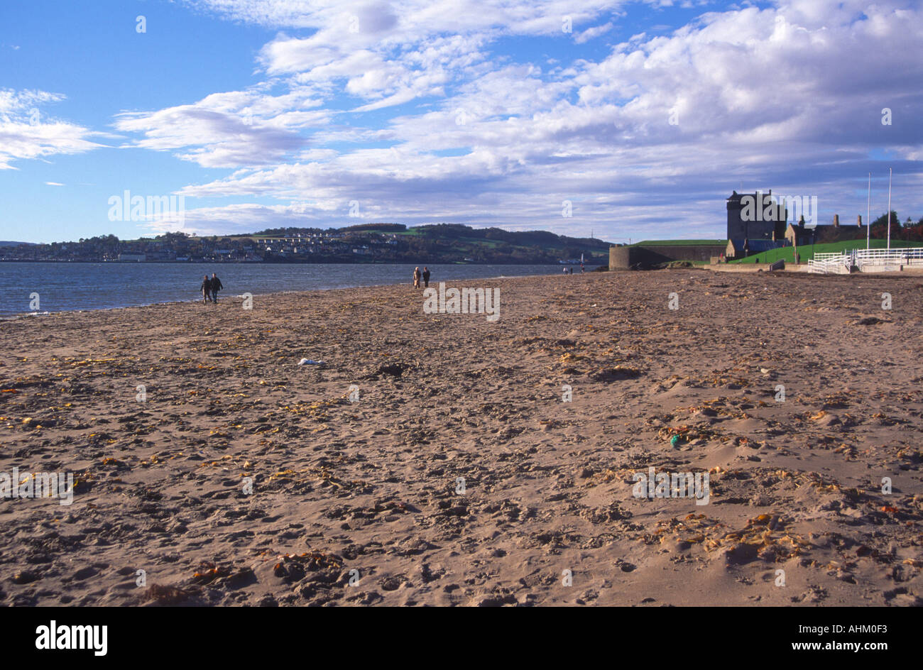 Broughty ferry beach scotland hi-res stock photography and images - Alamy