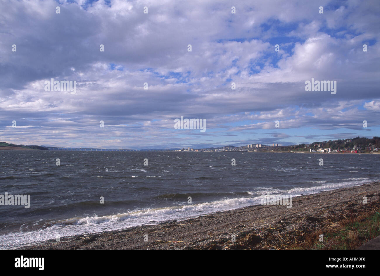 Tay estuary dundee hi-res stock photography and images - Alamy